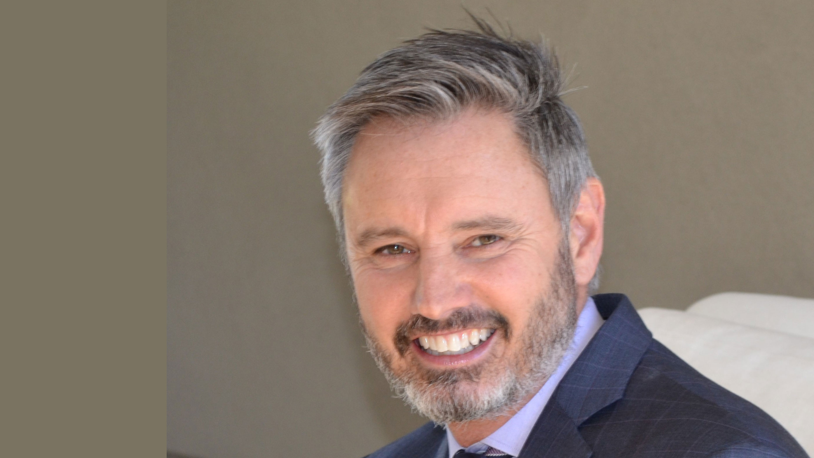 Ken Seeley - Intervention Cast | A&E