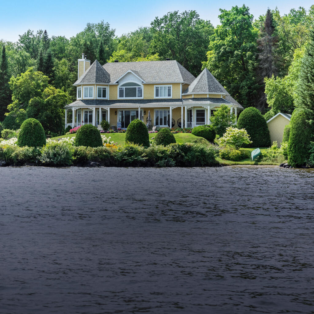 Luxury Lake Front Home 14,881 Luxury Lake House Stock Photos Free
