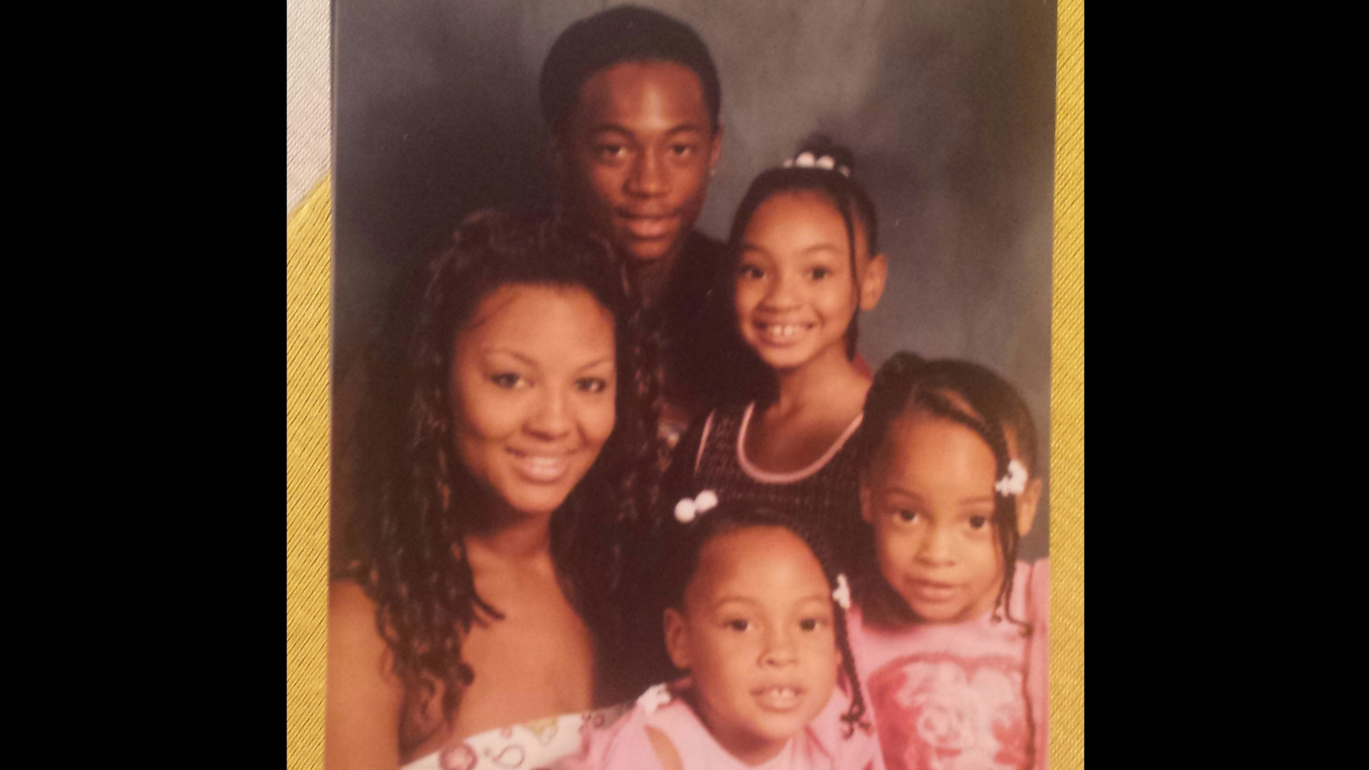 Sunjai, Star, Sky, & Selena's Family Photos - Bring It! | Lifetime