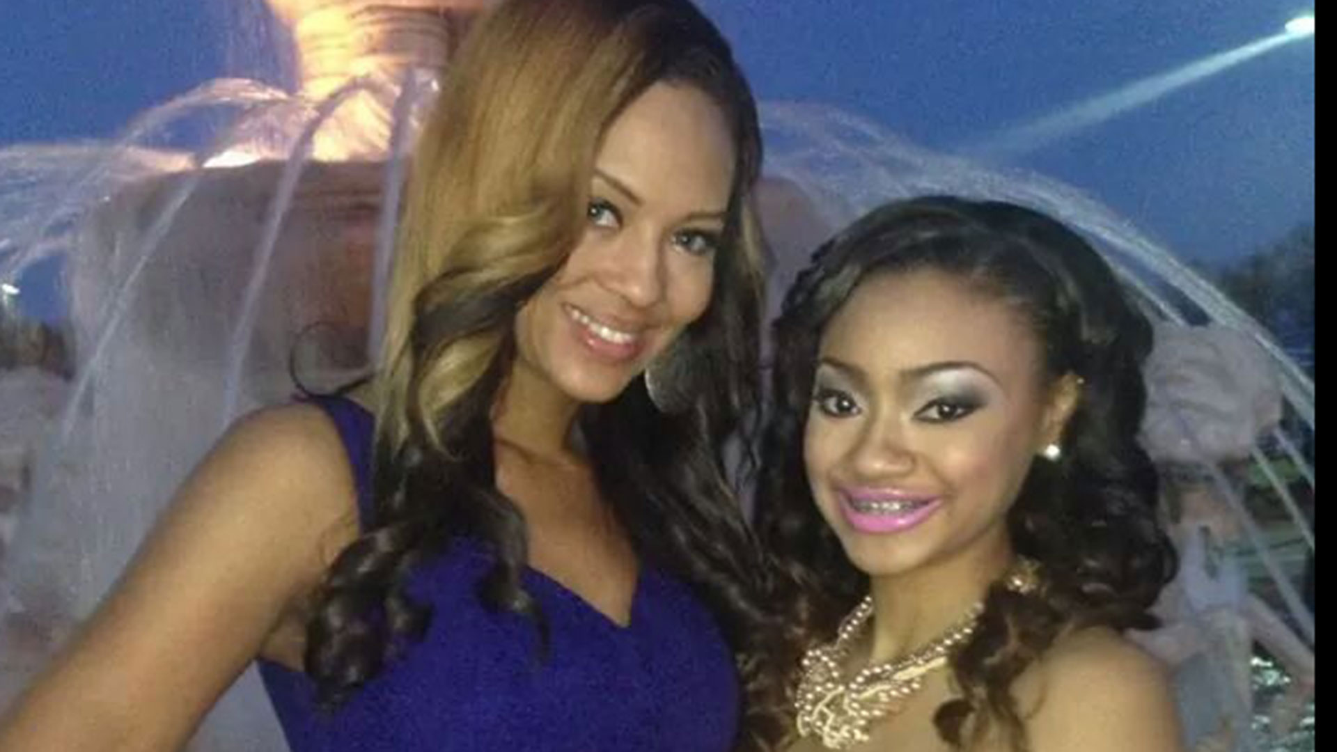 Sunjai, Star, Sky, & Selena's Family Photos - Bring It! | Lifetime