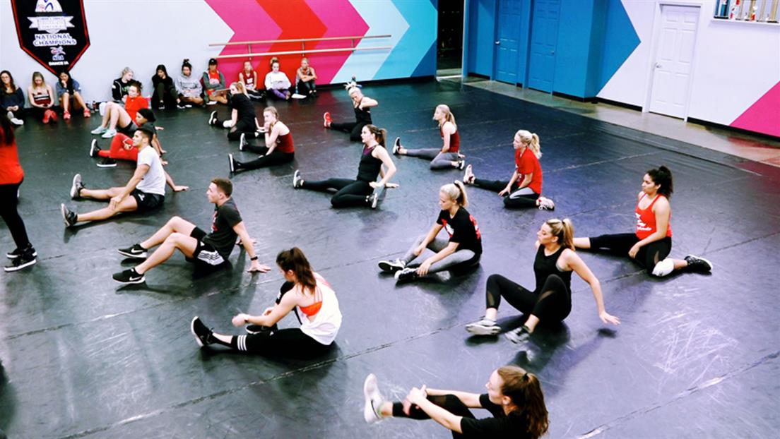 Watch So Sharp Season 1 Episode 9 | Lifetime