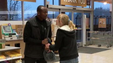 Watch Customer Wars Season 1 Online | A&E