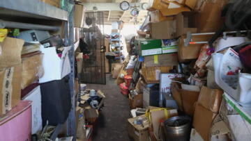 Watch Hoarders Season 14 Online | A&E