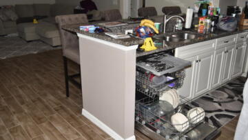 Watch Killer Cases Season 4 Online | A&E