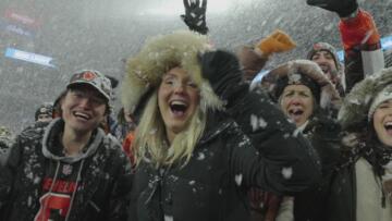 Watch Stadium Lockup Season 1 Online | A&E