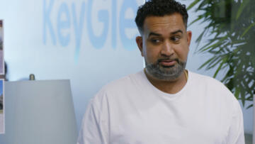 Watch Triple Digit Flip Season 1 Online | A&E