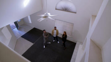 Watch Triple Digit Flip Season 2 Online | A&E