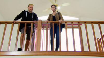 Ashlee - Zombie House Flipping Cast | A&E