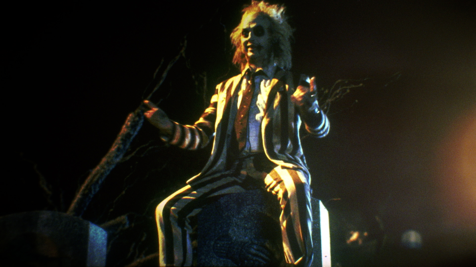 Watch Biography: Tim Burton Clip | A&E