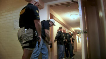 Watch Manhunters: Fugitive Task Force Season 1 Online | A&E