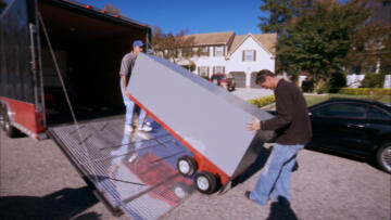 Watch Shipping Wars Season 1 Online | A&E