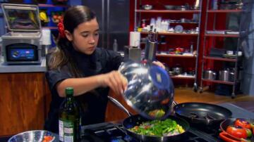 Watch Man vs. Child: Chef Showdown Season 2 Online | FYI