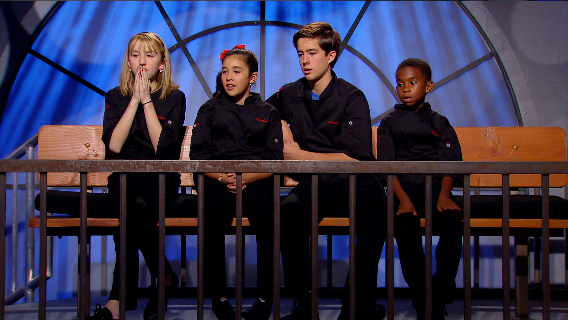 Watch Toast of the Town Full Episode - Man vs. Child: Chef Showdown | FYI