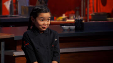 Watch Man vs. Child: Chef Showdown Season 1 Online | FYI