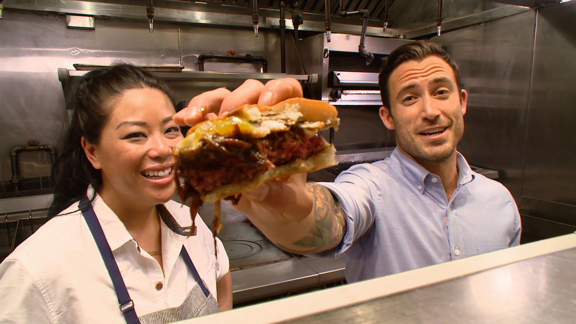 Watch Meat Masters Full Episode - Food Porn | FYI