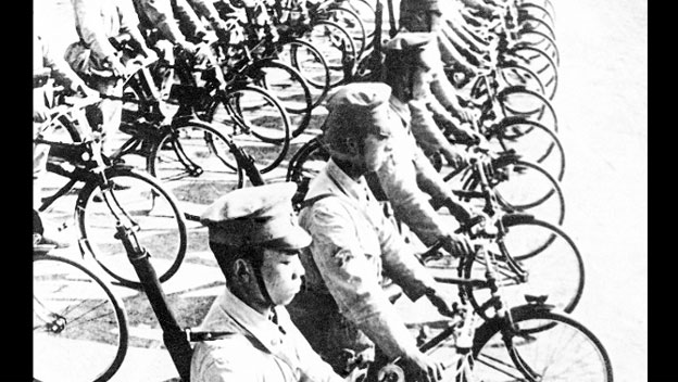 Listen to War Correspondent Describes Life in Japan | HISTORY Channel