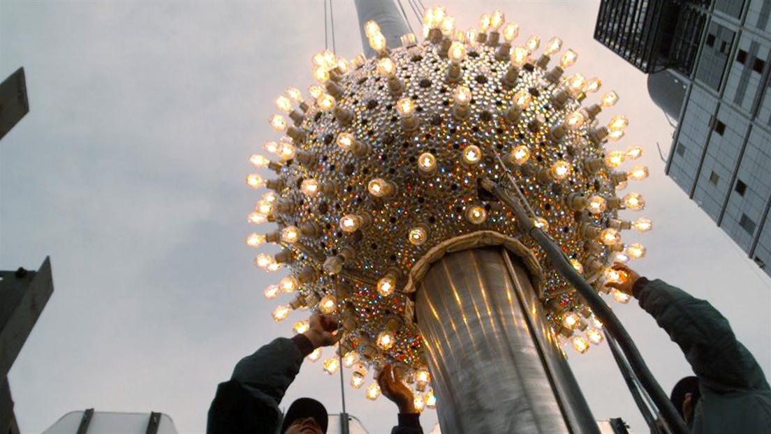 History_Times_Square_Ball_Drop_37149_SF_HD_1104x622-16x9.jpg
