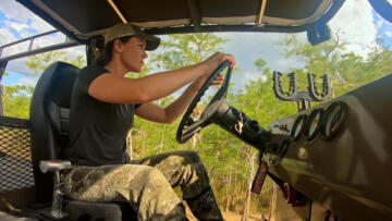 Watch Swamp People: Serpent Invasion Season 3 Online | HISTORY Channel