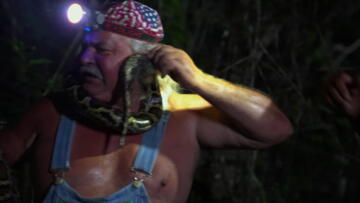 Watch Swamp People: Serpent Invasion Season 3 Online | HISTORY Channel