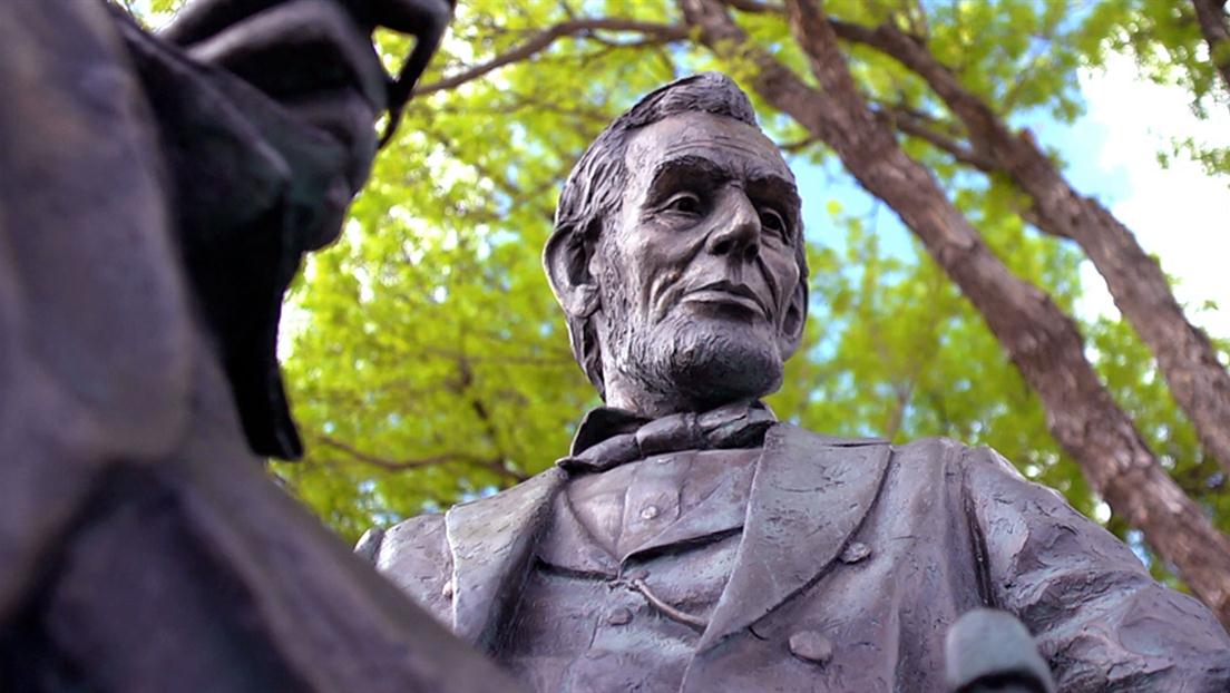 History_Ultimate-Guide-to-the-Presidents_Abraham-Lincoln-Death-Threats ...