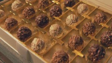 Watch The Food That Built America Season 6 Online | HISTORY Channel